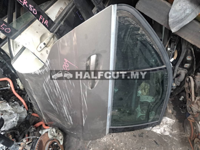 MERCEDES BENZ W204 REAR DOOR R/R - Halfcut Malaysia KL Selangor Penang ...