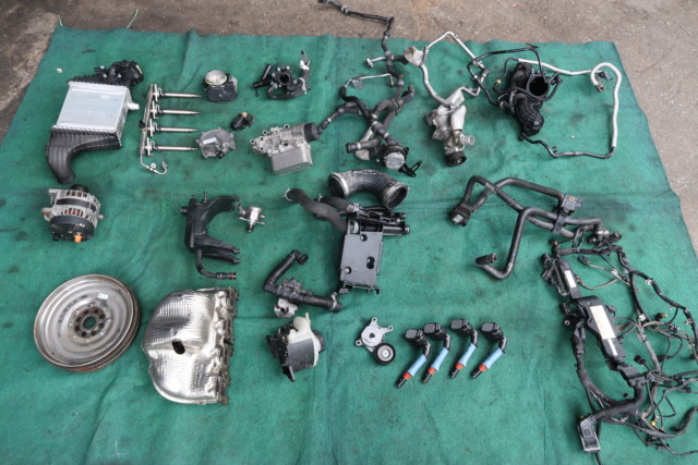 MERCEDES A45 133 ENGINE PART - Halfcut Malaysia KL Selangor Penang ...
