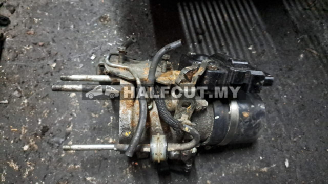 TOYOTA HICE KDH200 2KD THROTTLE BODY - Halfcut Malaysia KL Selangor ...